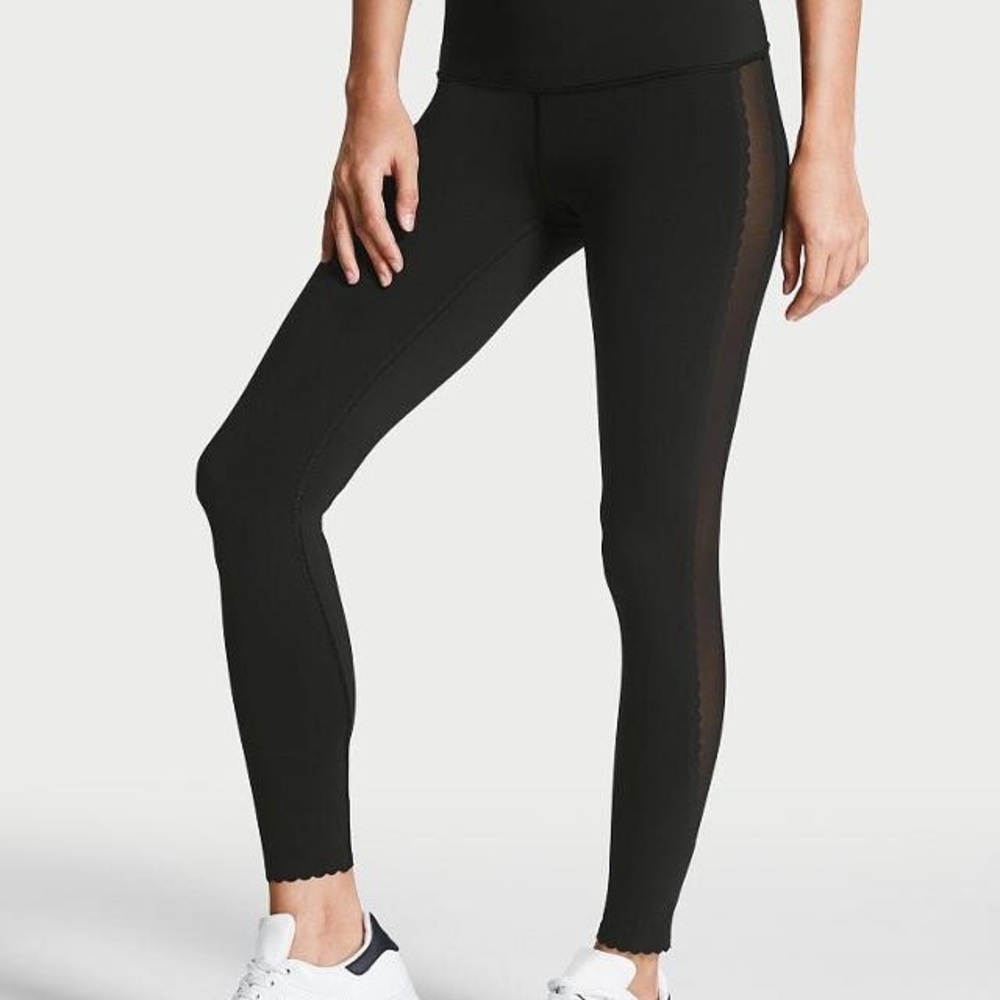 Victoria Secret Knockout Leggings